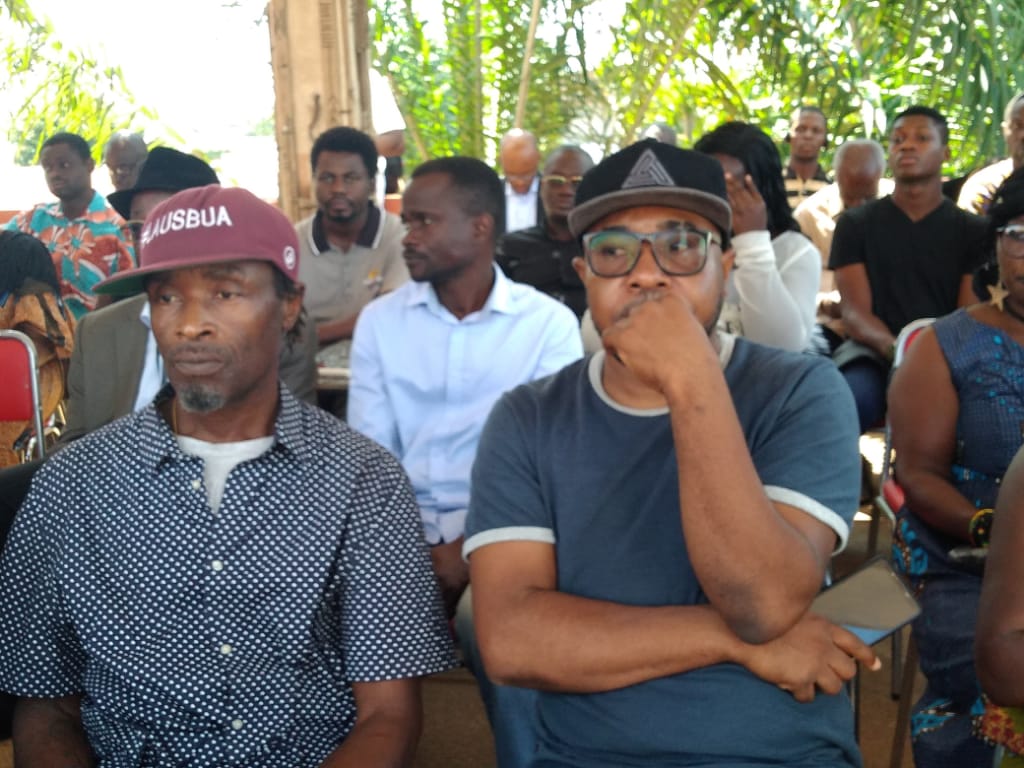 Togo: artistes et population ont rendu hommage à Jimi Hope (photos)