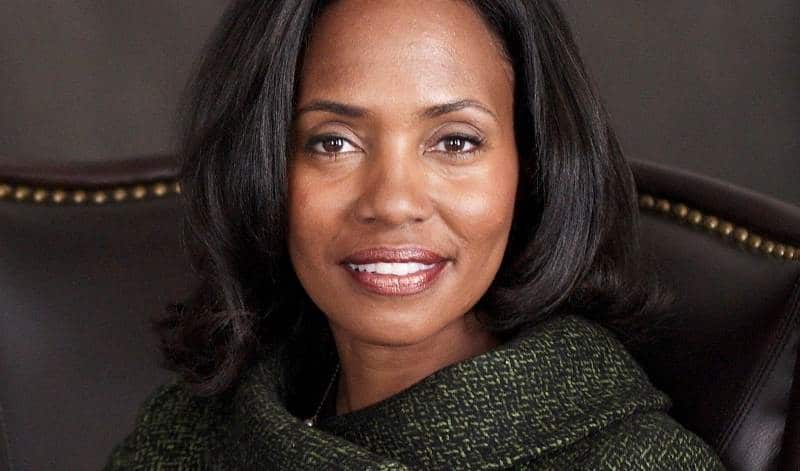 Suzanne Shank, la première afro-américaine aux 1000 milliards de ...