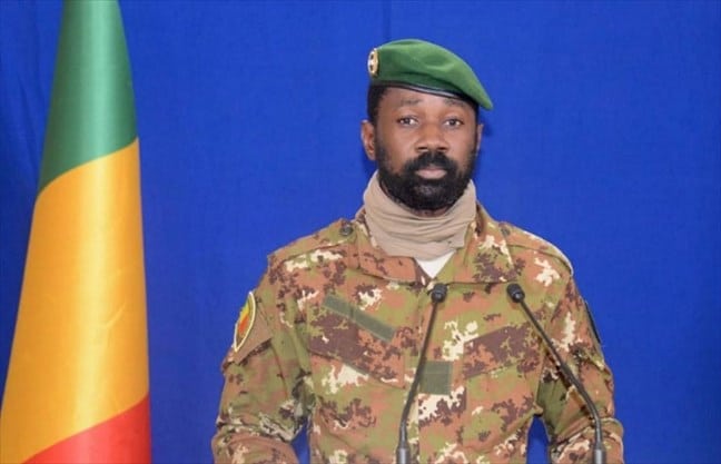 Col Assimi Goïta, le nouvel homme fort du Mali pose ses marques