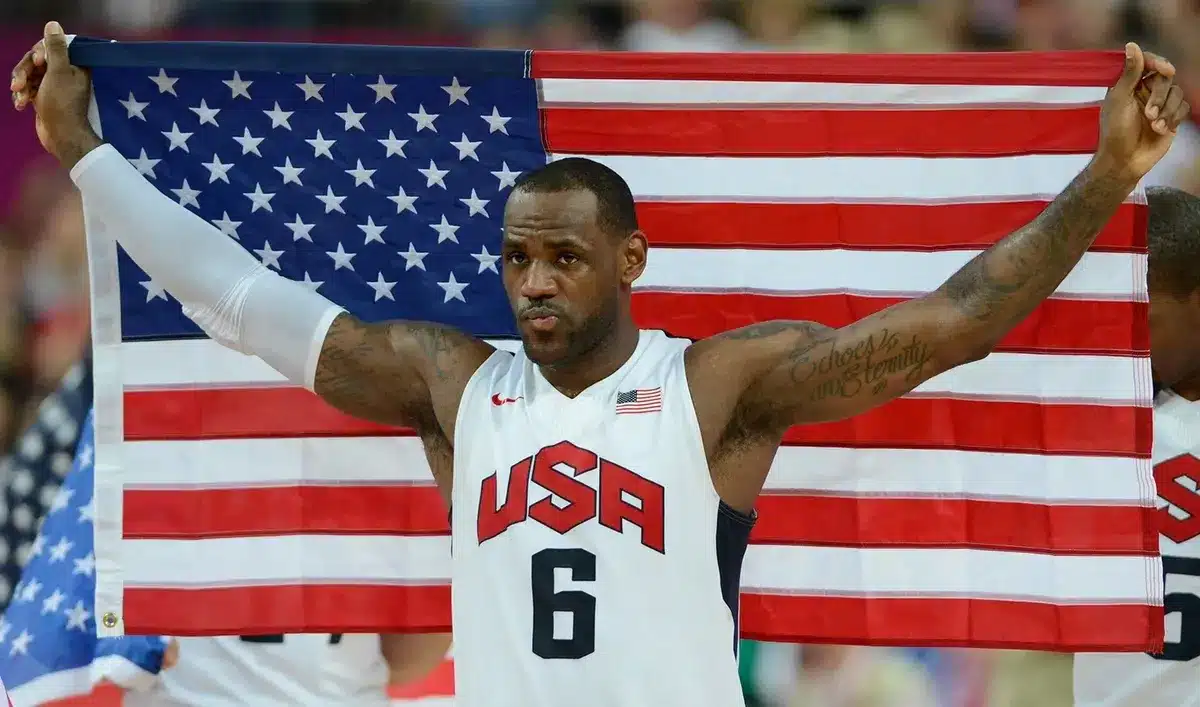 LeBron James porte-drapeau masculin des Jeux olympiques de Paris ...