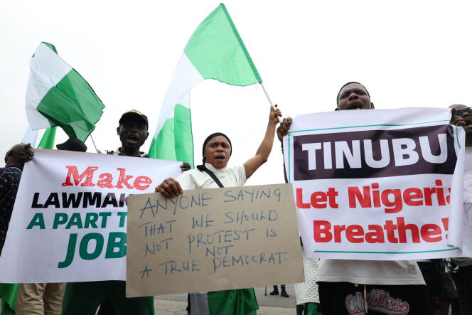 Nigeria : Les manifestants rejettent le discours de Tinubu et redescendent dans les rues