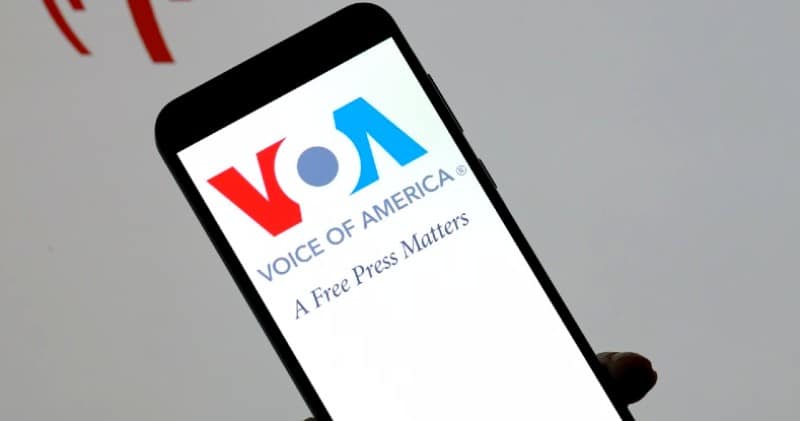 Purges de Trump : licenciement massif à la radio Voice of America - Africa Top Success